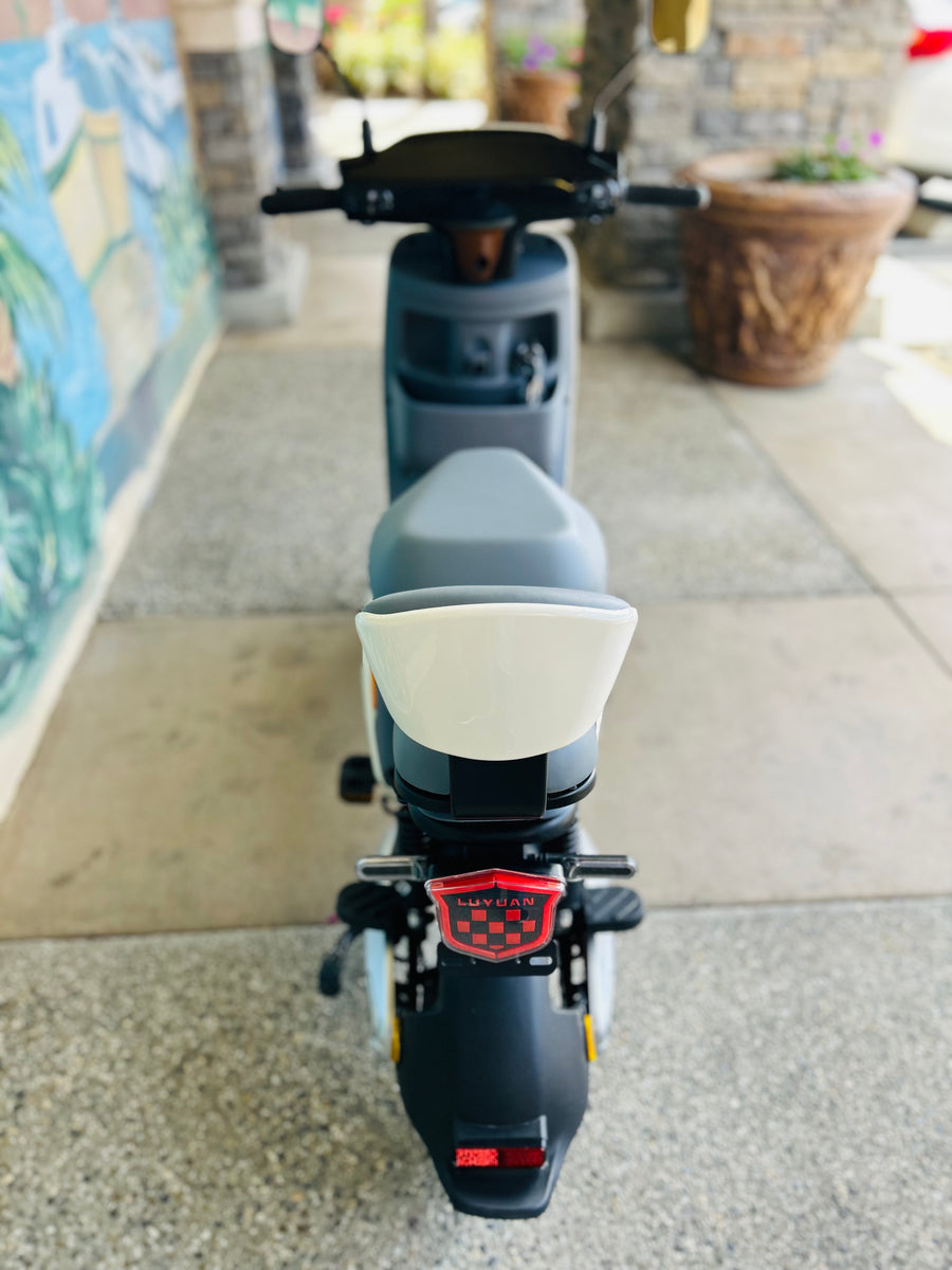 HMP Electric Moped – Go Ebikes